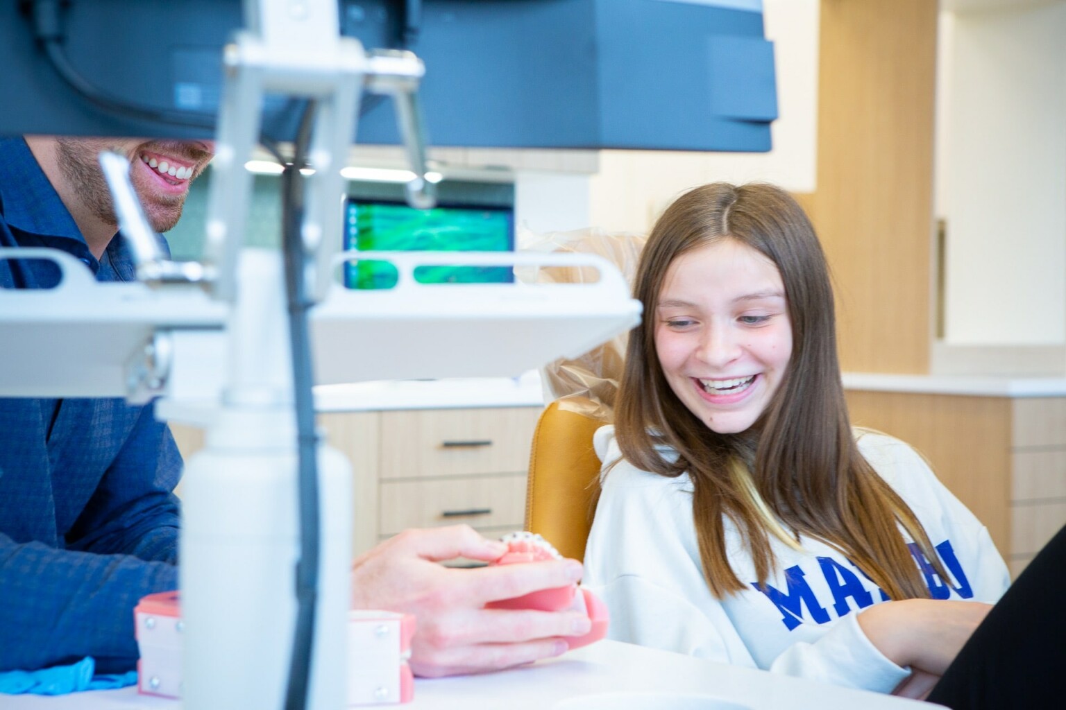 What Are Bite Blocks & How Do They Help Braces? - NWO